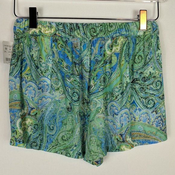 Zara | Shorts | Zara Green Paisley Shorts M Nwt | Poshmark